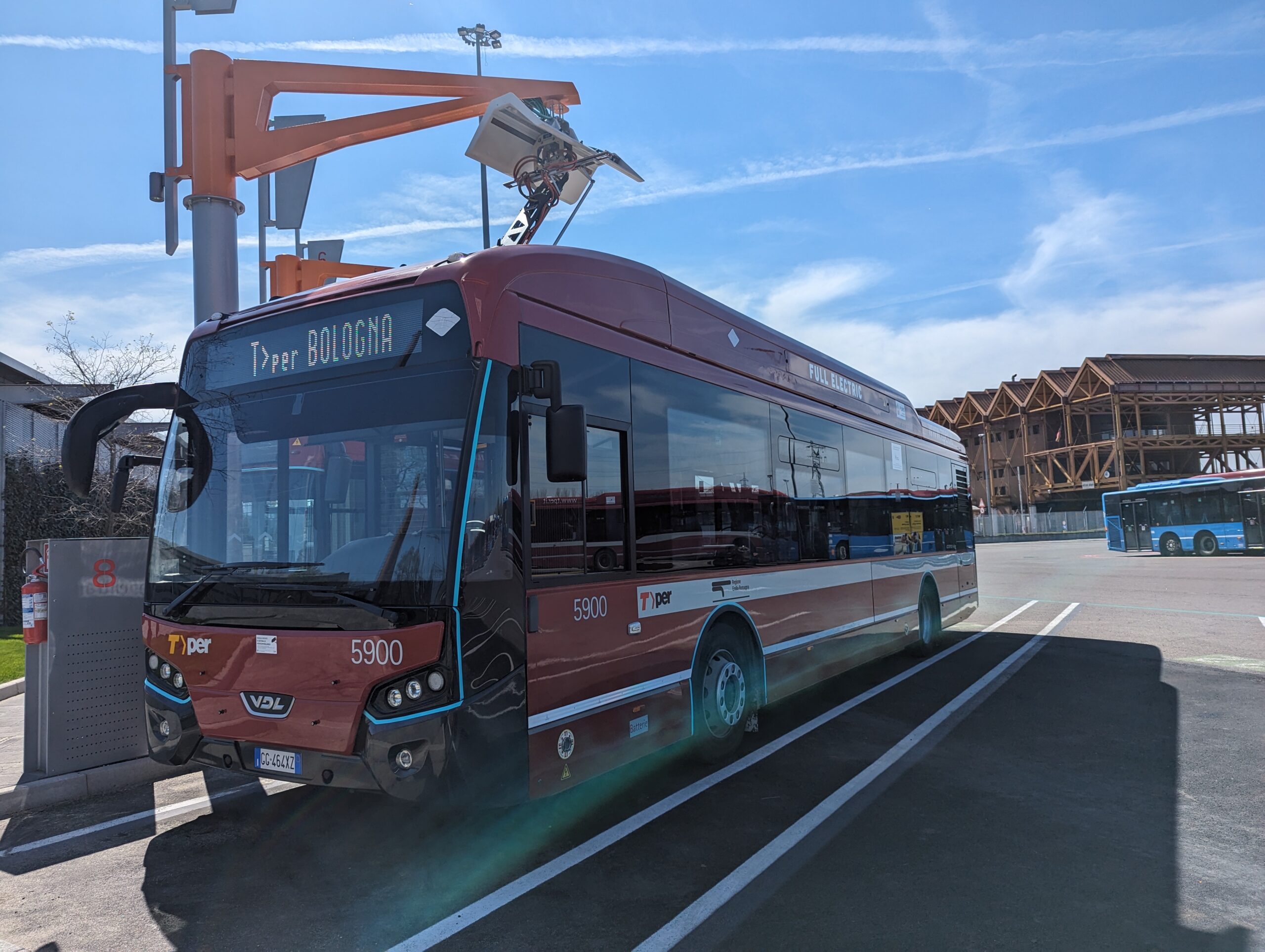 Bologna: Tper, inaugurato il primo deposito italiano di e-bus Kempower ...