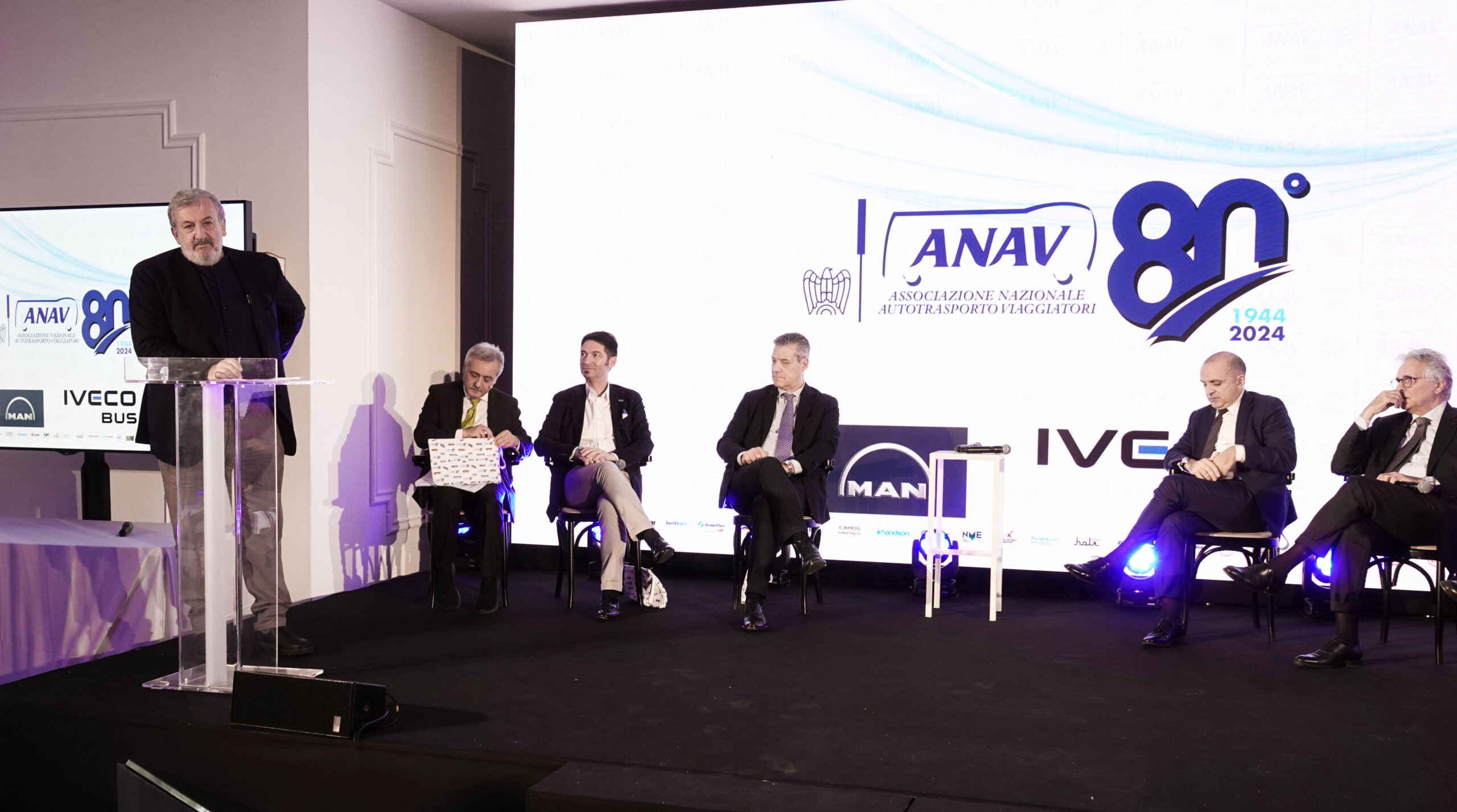 Monopoli: ANAV ha festeggiato gli 80 anni – Clickmobility